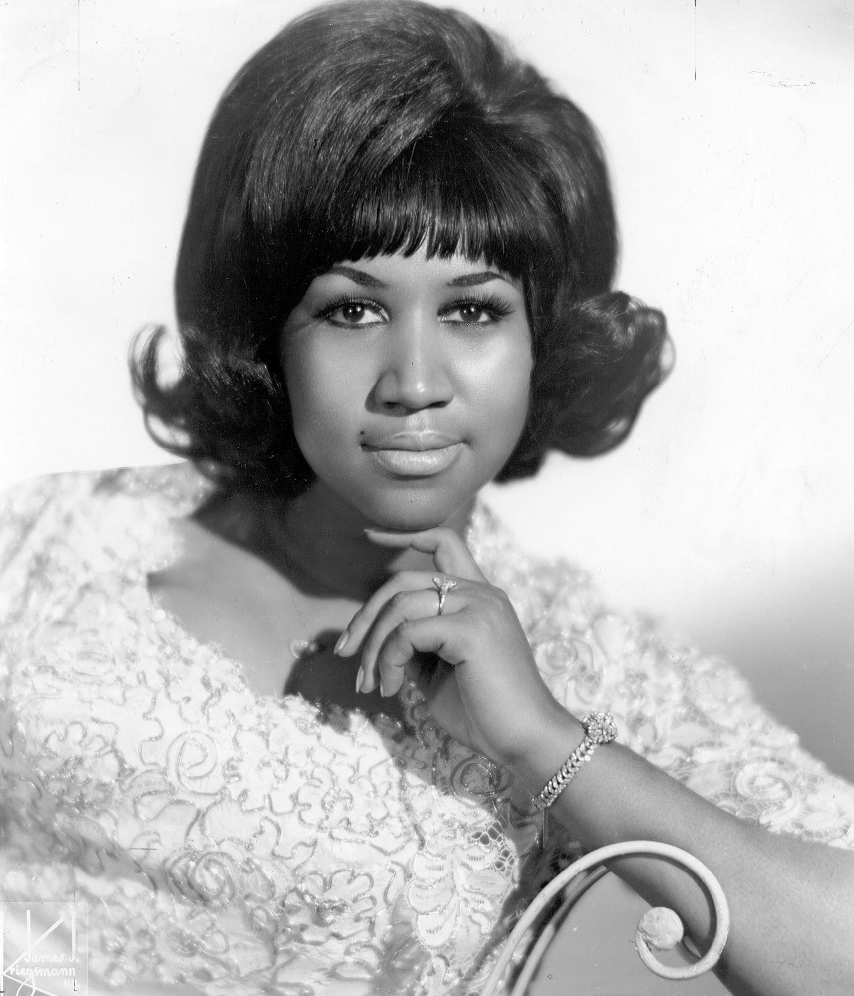 Aretha Franklin Biography Profile FabWoman