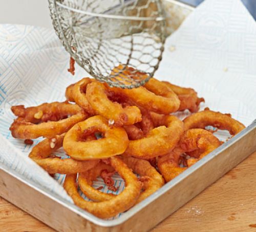 Homemade Onion Rings Recipe | Videotutorial | FabWoman