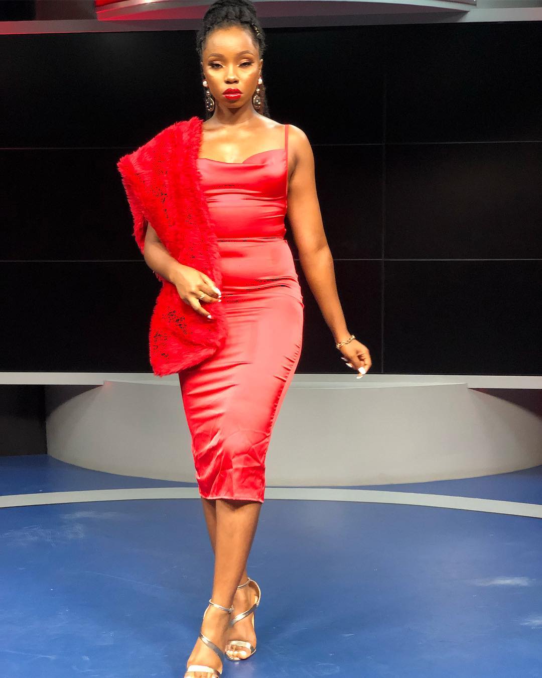 Bam Bam red outfits 2 - FabWoman | News, Celebrity, Beauty, Style ...