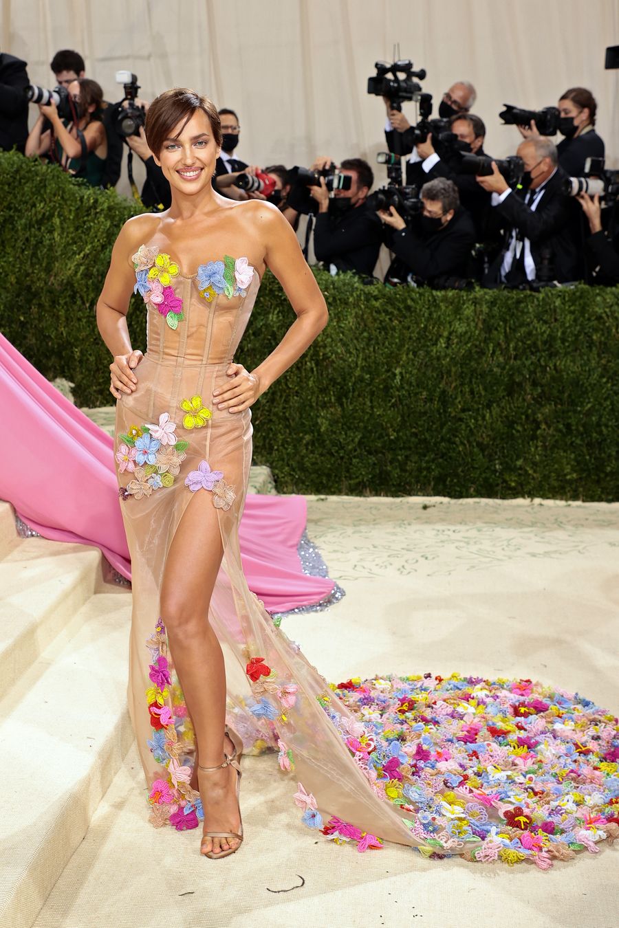 Irina Shayk FabWoman News Celebrity Beauty Style Money Health irina-shayk-fabwoman-news-celebrity-beauty-style-money-health