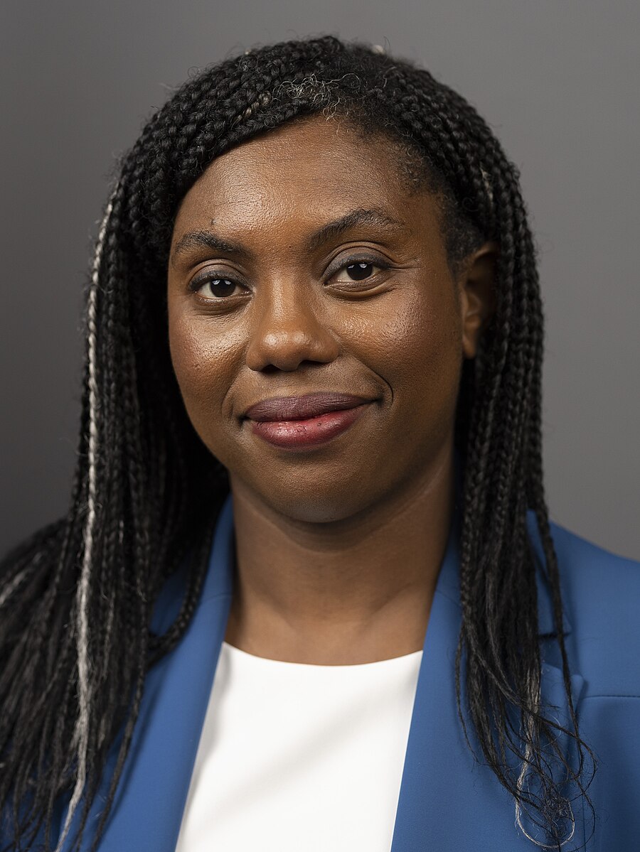 Kemi_Badenoch_Official_Cabinet_Portrait,_September_2022_(cropped ...
